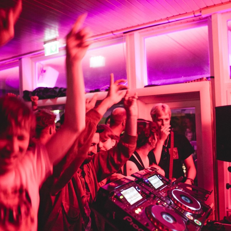 das techno cafe - Home 23